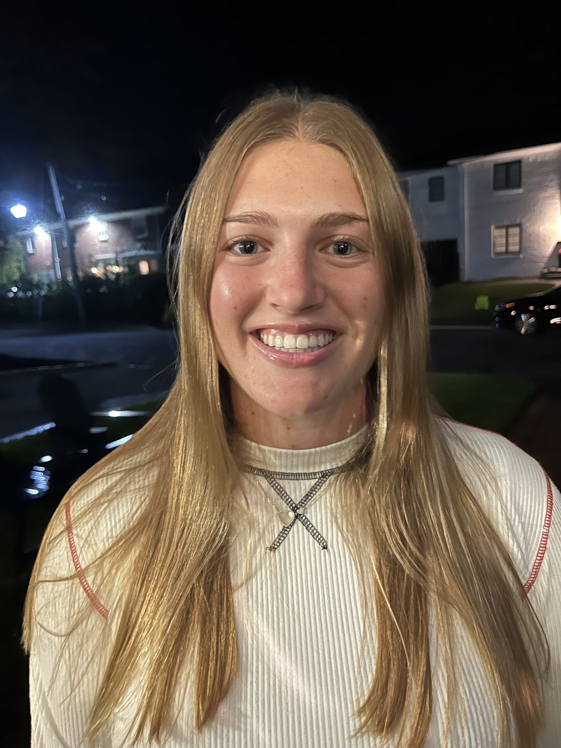 Leora Bennett - Shevet Glaubach Fellowship