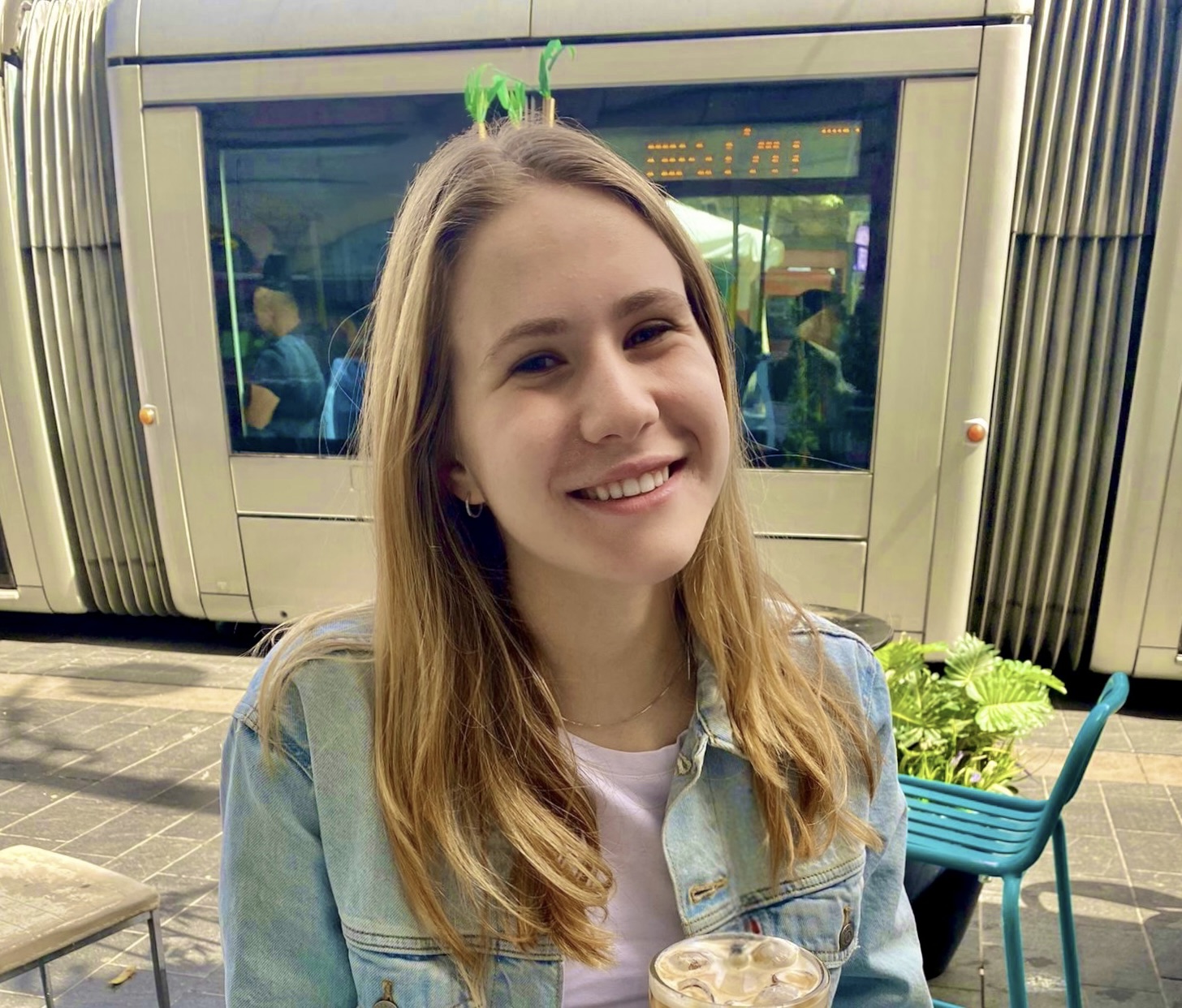 Leora Muskat - Shevet Glaubach Fellowship